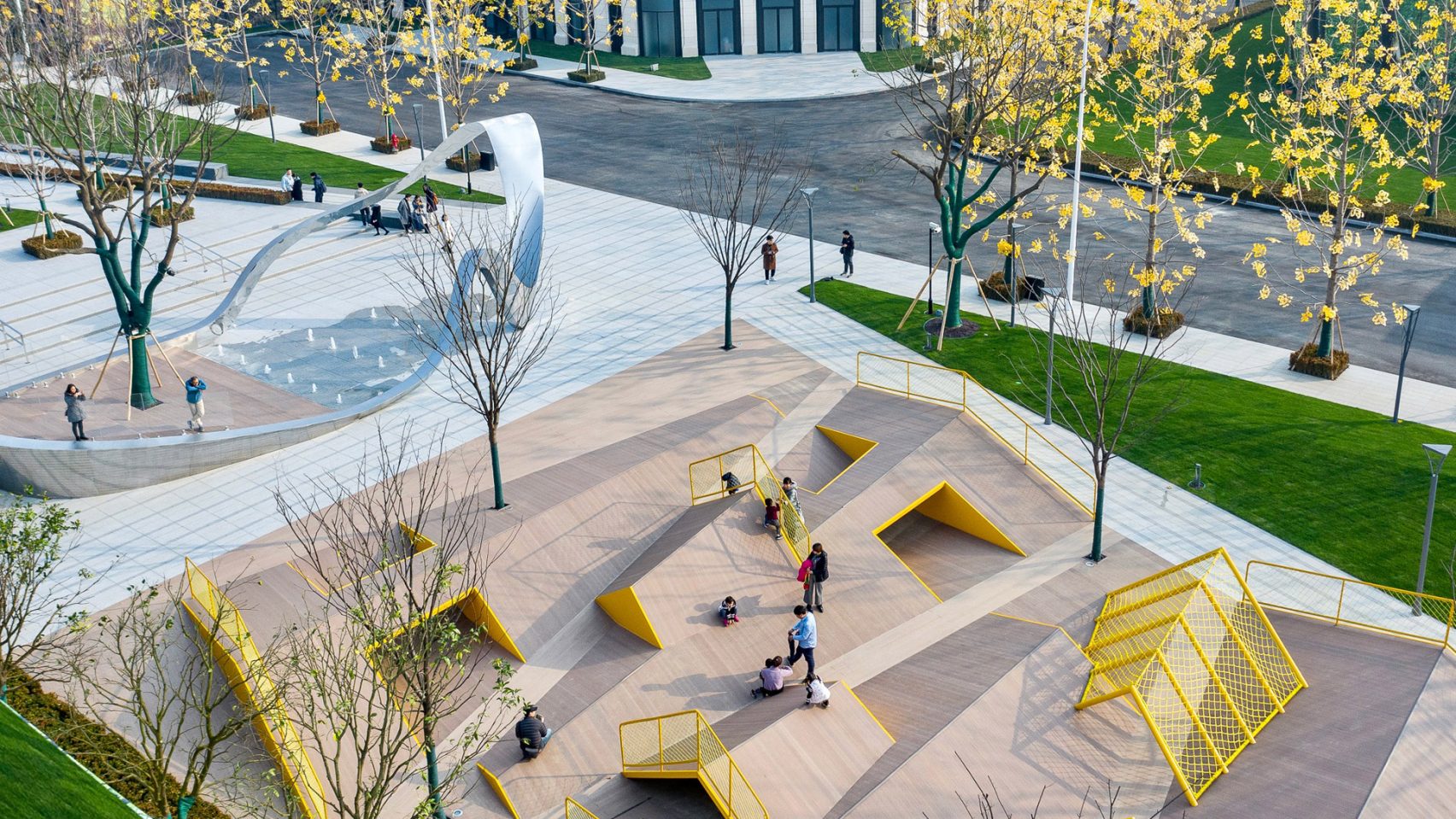 Un parque infantil listo para ser explorado de otra manera – PuroDiseño