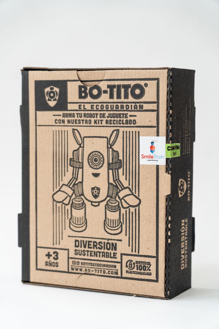 Este es Bo-tito, un robot hecho con plásticos reciclados: un juguete ...
