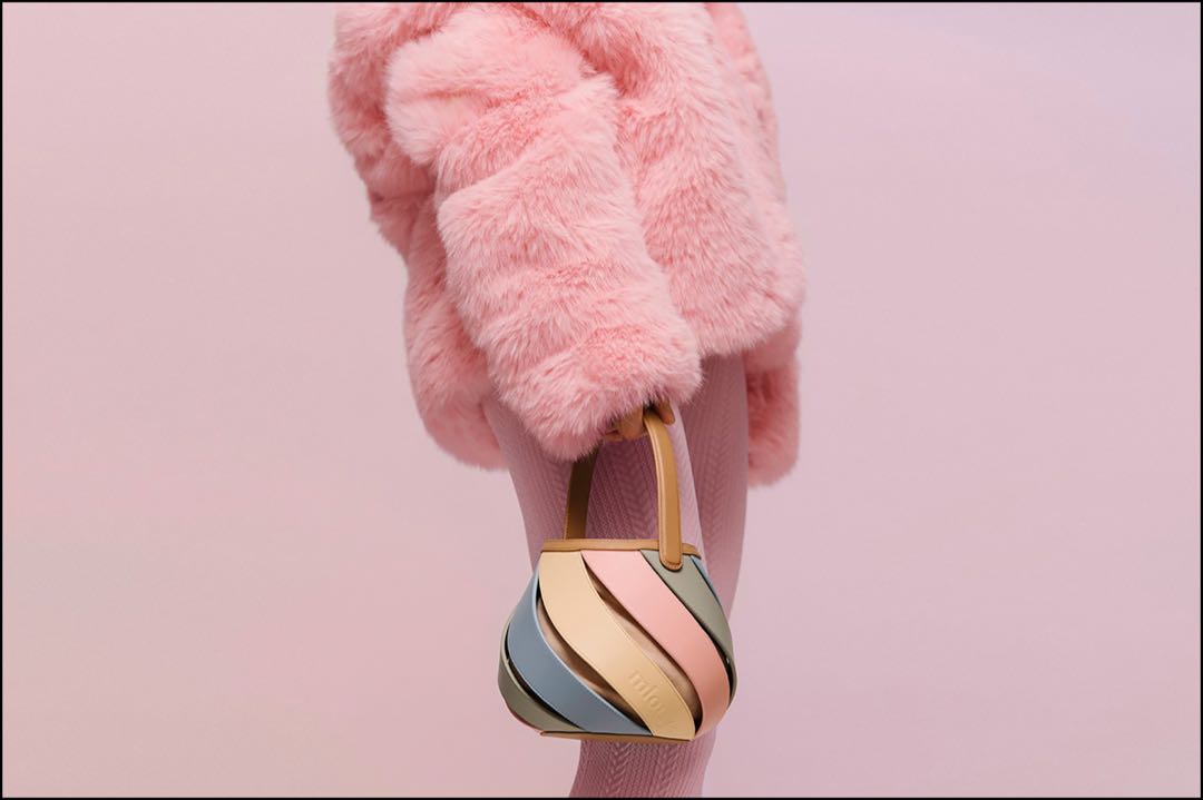 Milouye y Pyer Moss tienen las carteras más inspiradoras de 2022 ...