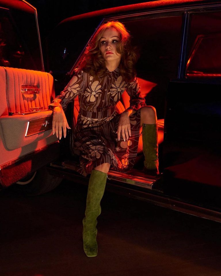 Elvis Presley se viste de moda en la nueva biografía del rey del rock ...