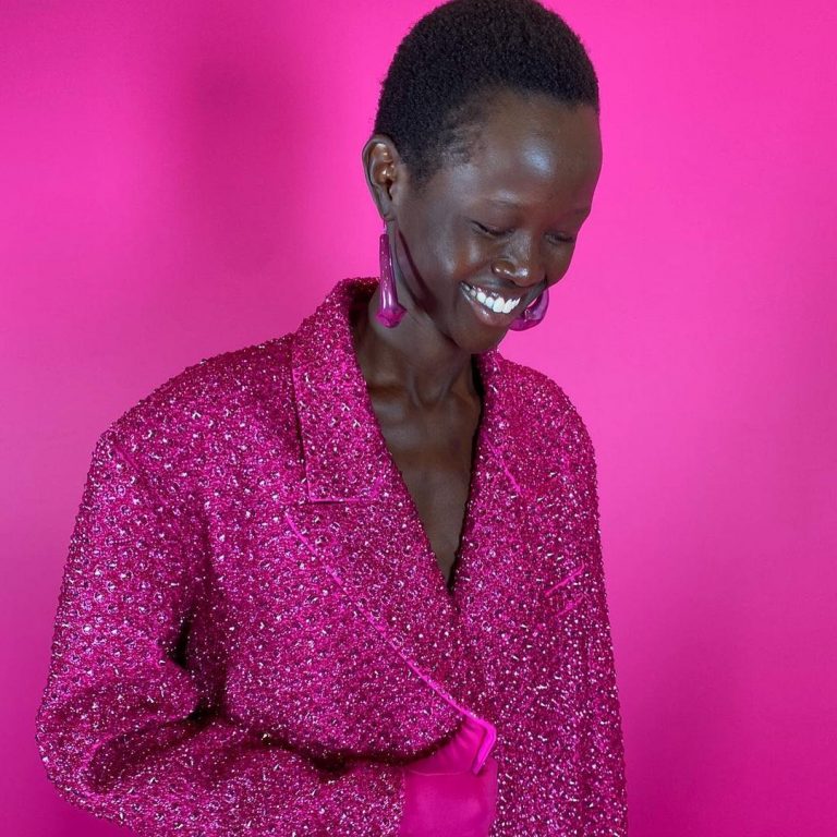 Así es la vida color de Pink PP Valentino: la moda se viste de rosa ...