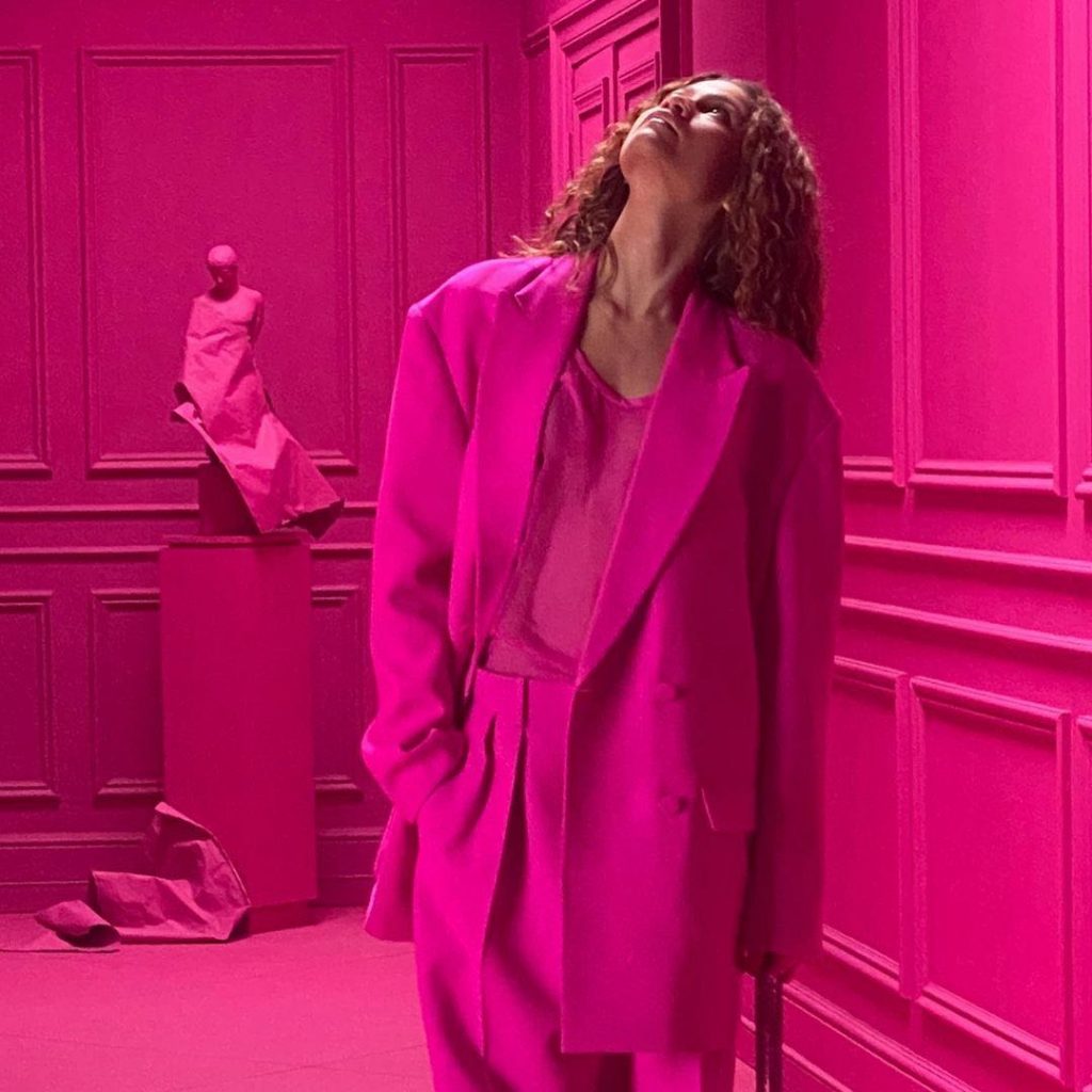 Así es la vida color de Pink PP Valentino: la moda se viste de rosa ...