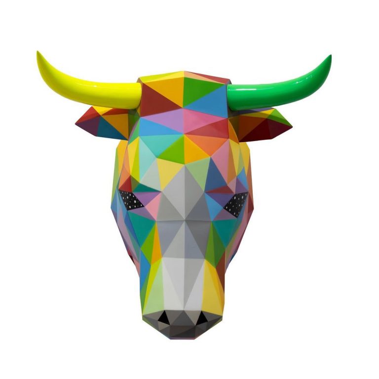 Retrato de Okuda San Miguel, el artista de los colores y las formas ...