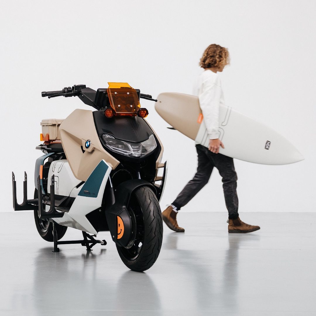 Así es BMW CE 04 Vagabund Moto Concept: un scooter con diseño y ...