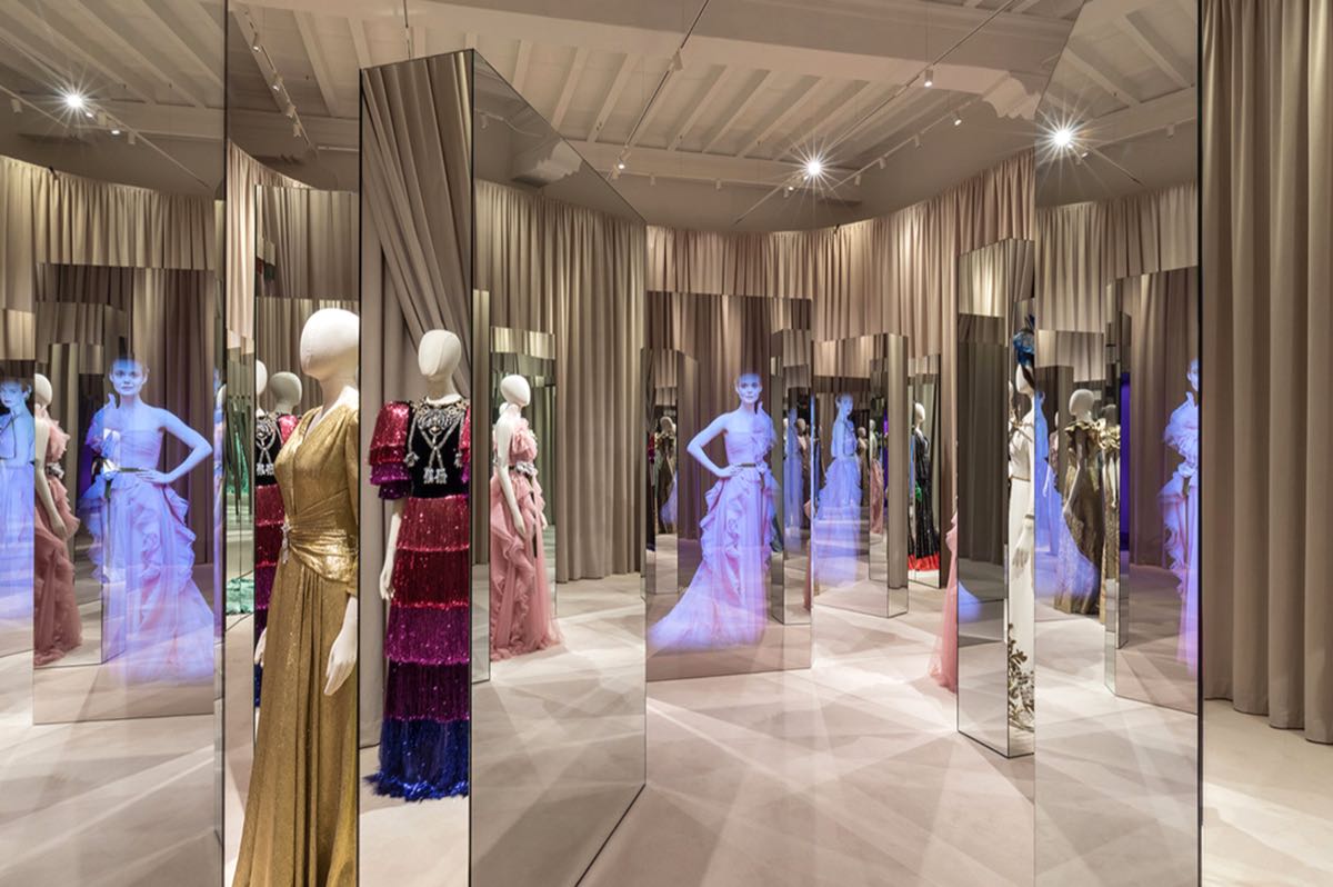 "Gucci Visions": la espectacular muestra inmersiva que exhibe un siglo ...