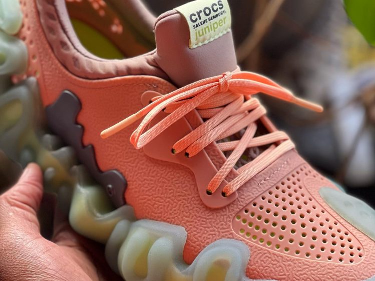 Así son las nuevas Crocs inspiradas en el divertido personaje Mate de ...