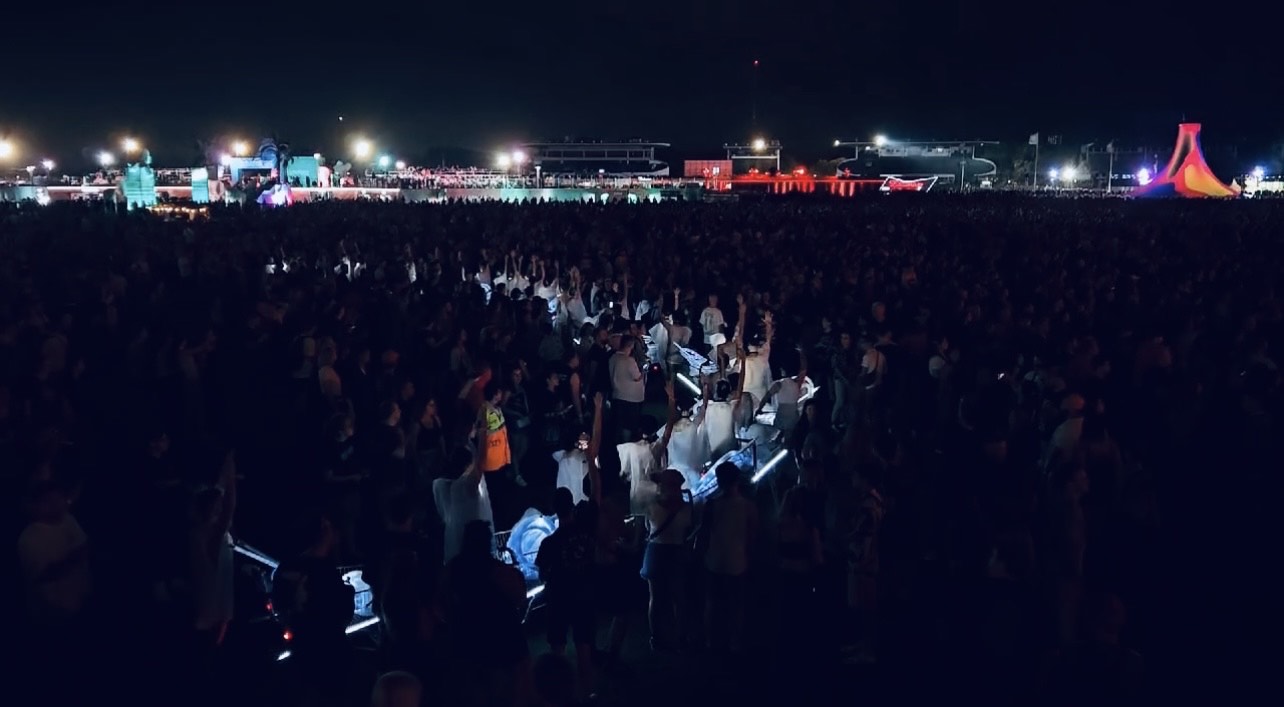Una perfomance lumínica de alto impacto sorprendió en Lollapalooza ...