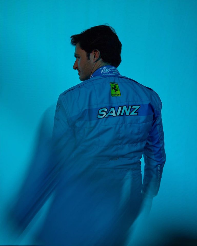 Ferrari cambia el diseño y combina rojo y azul en el Gran Premio de ...