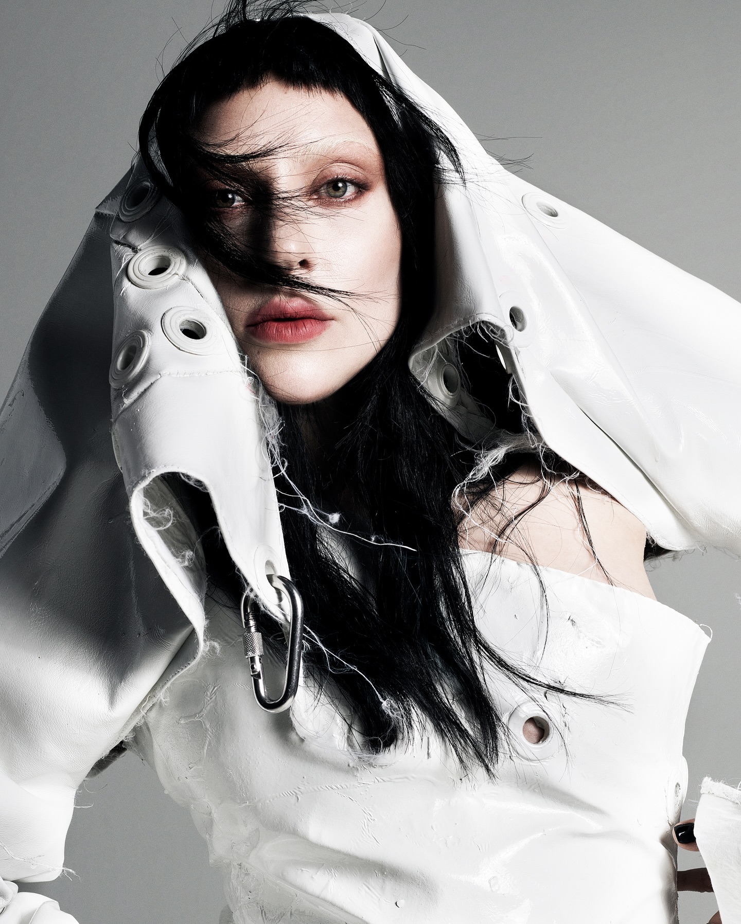 El más nuevo y extravagante vestido de Lady Gaga ¡es de un diseñador ...