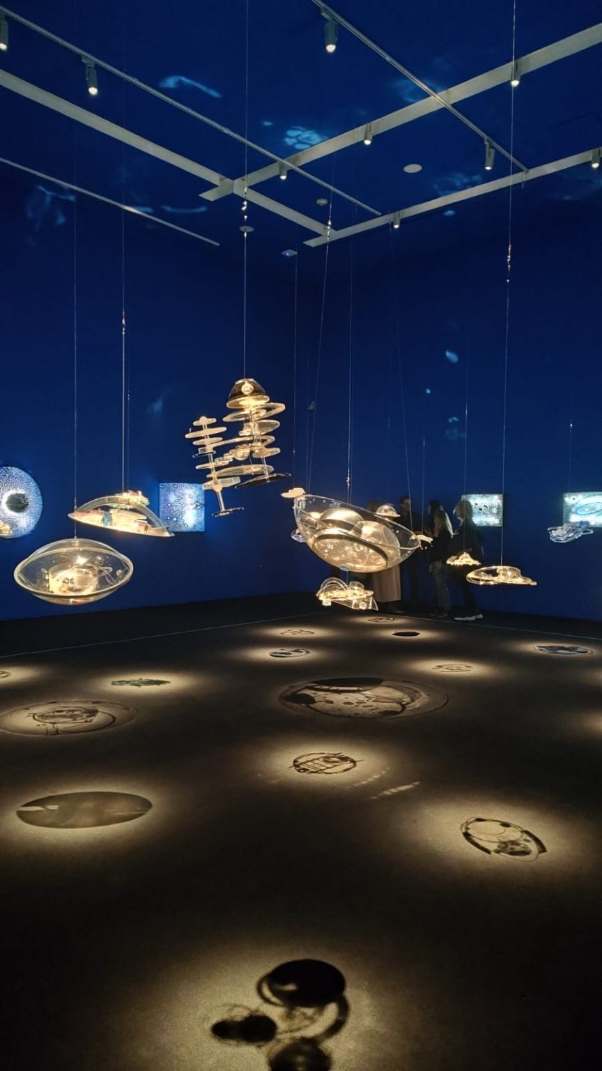 5 razones para no perderse la exposición de Gyula Kosice ...