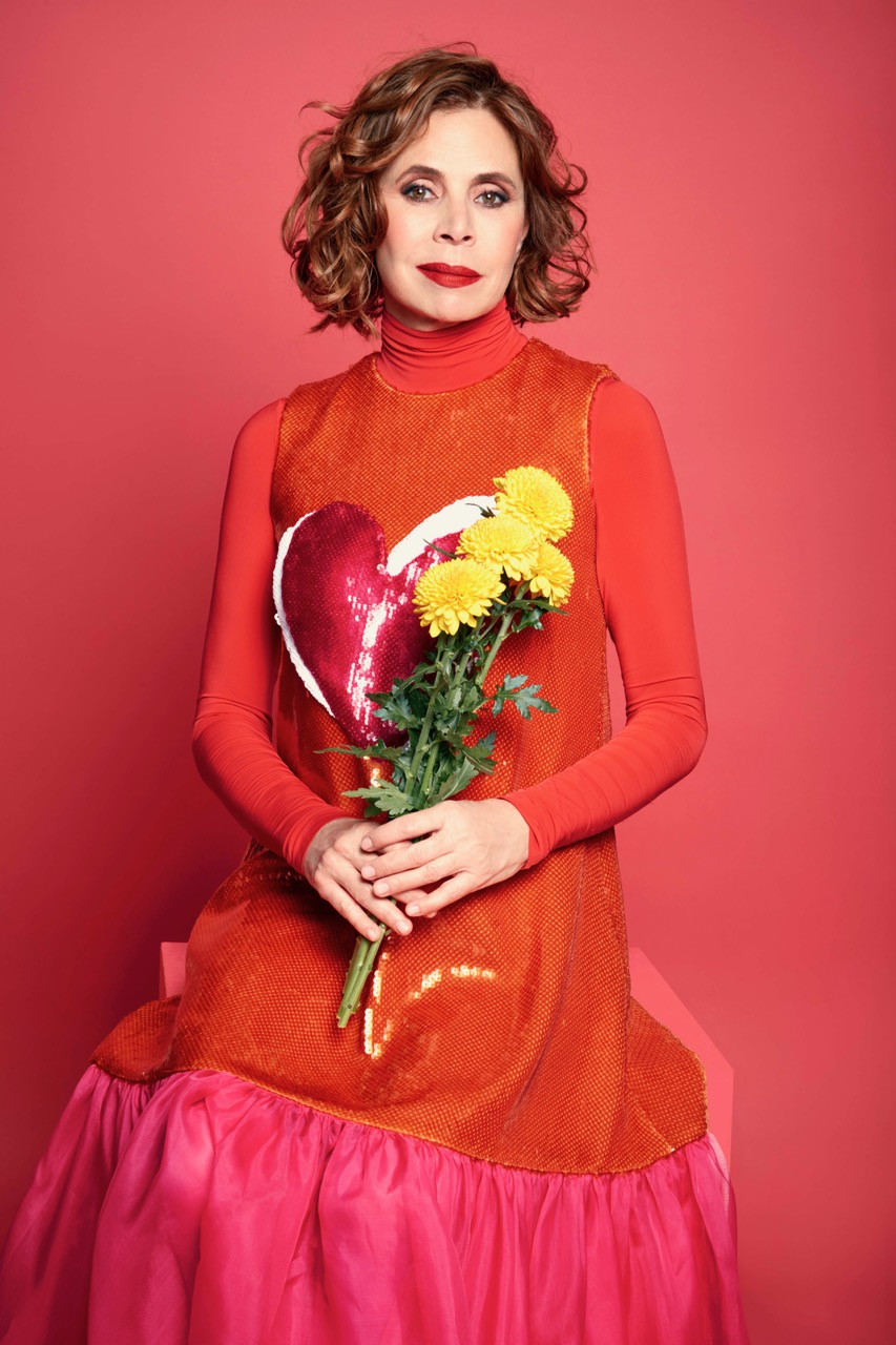 Inauguró la exposición “Ágatha Ruiz de la Prada: 40 años de diseño y creatividad” en Usina del ...