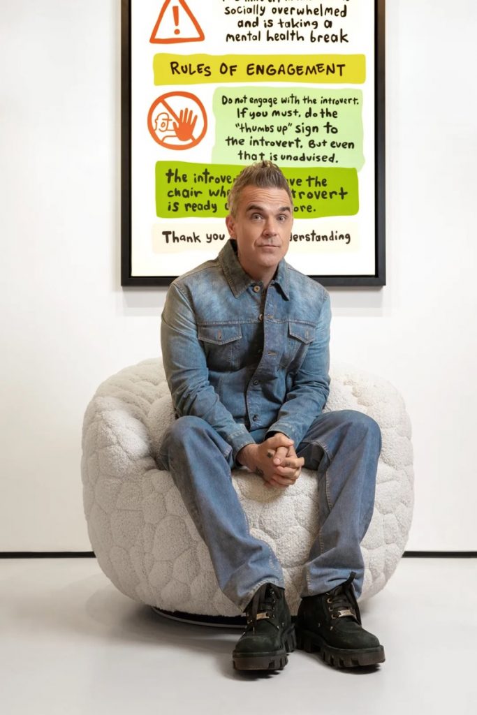 Así es el “sillón refugio” diseñado por Robbie Williams: The Introvert ...